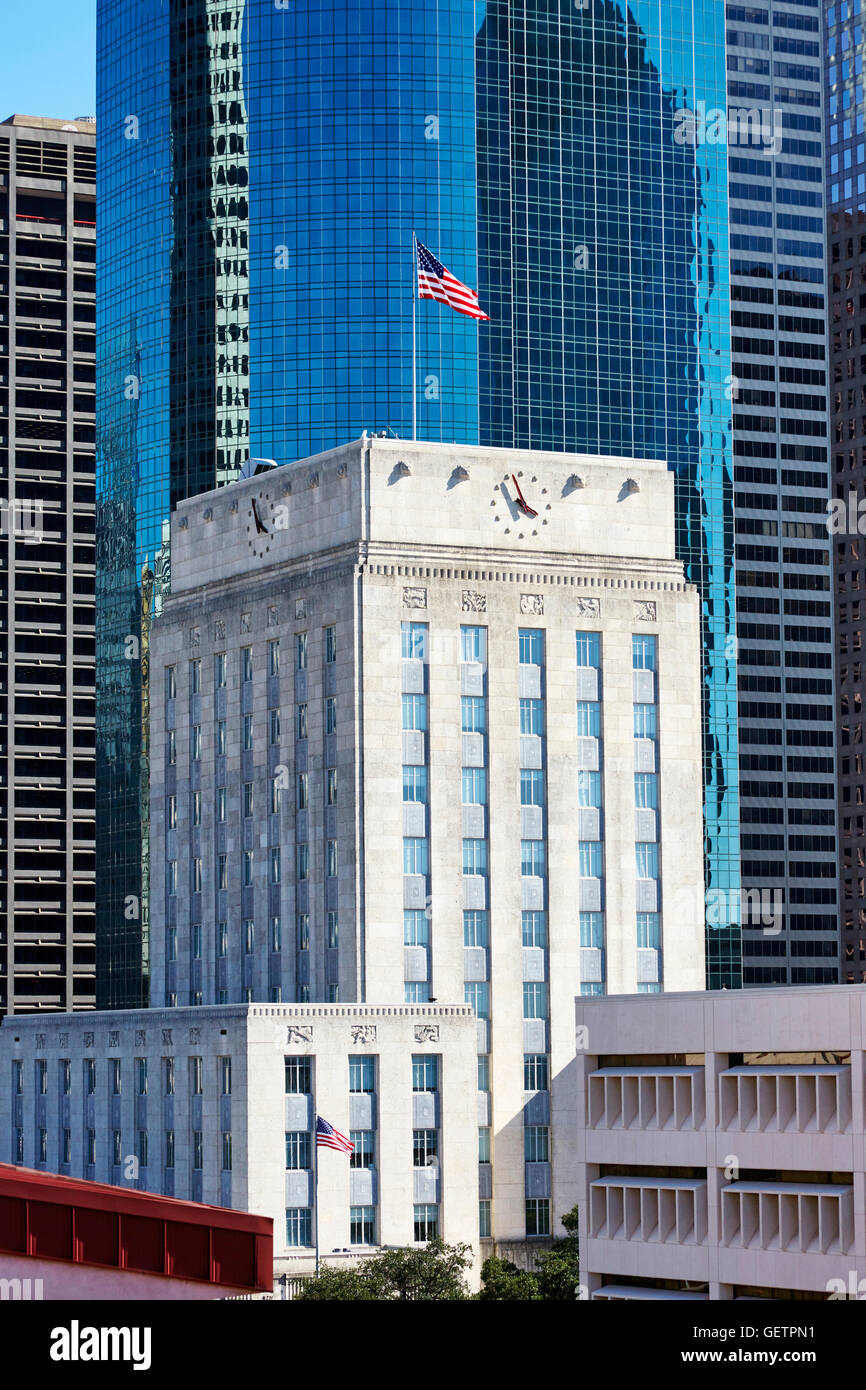 Houston skyline and city hall hi-res stock photography and images - Alamy