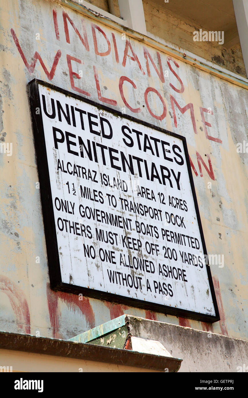 Welcome sign to Alcatraz Island Stock Photo - Alamy