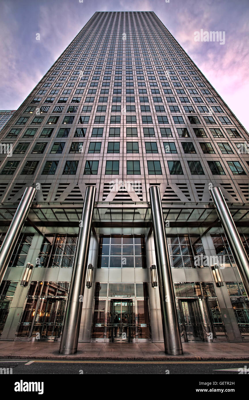 Looking up at a skyscraper from the road Stock Photo - Alamy