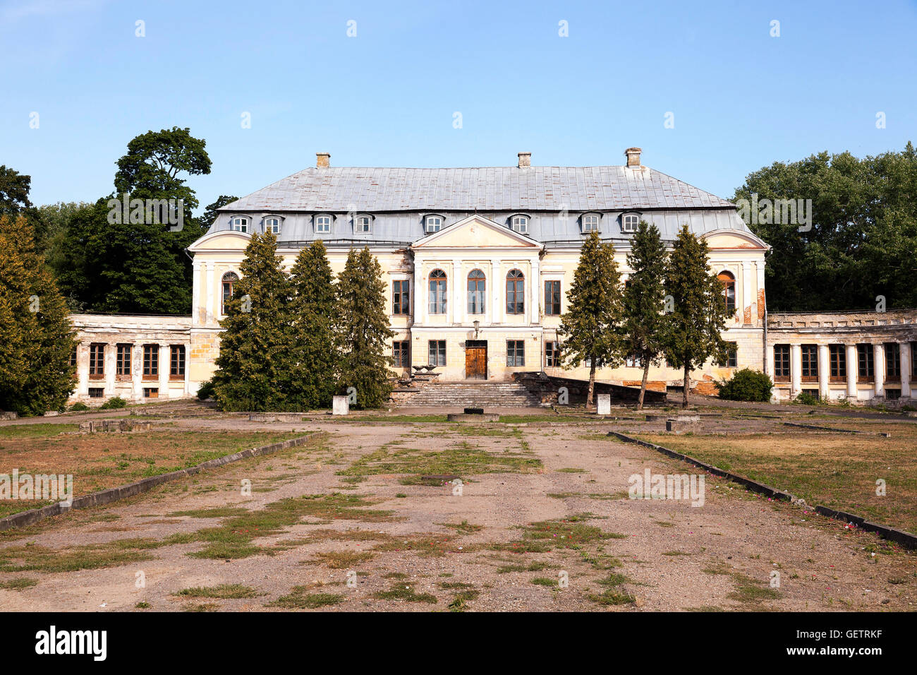 abandoned old building Stock Photo - Alamy