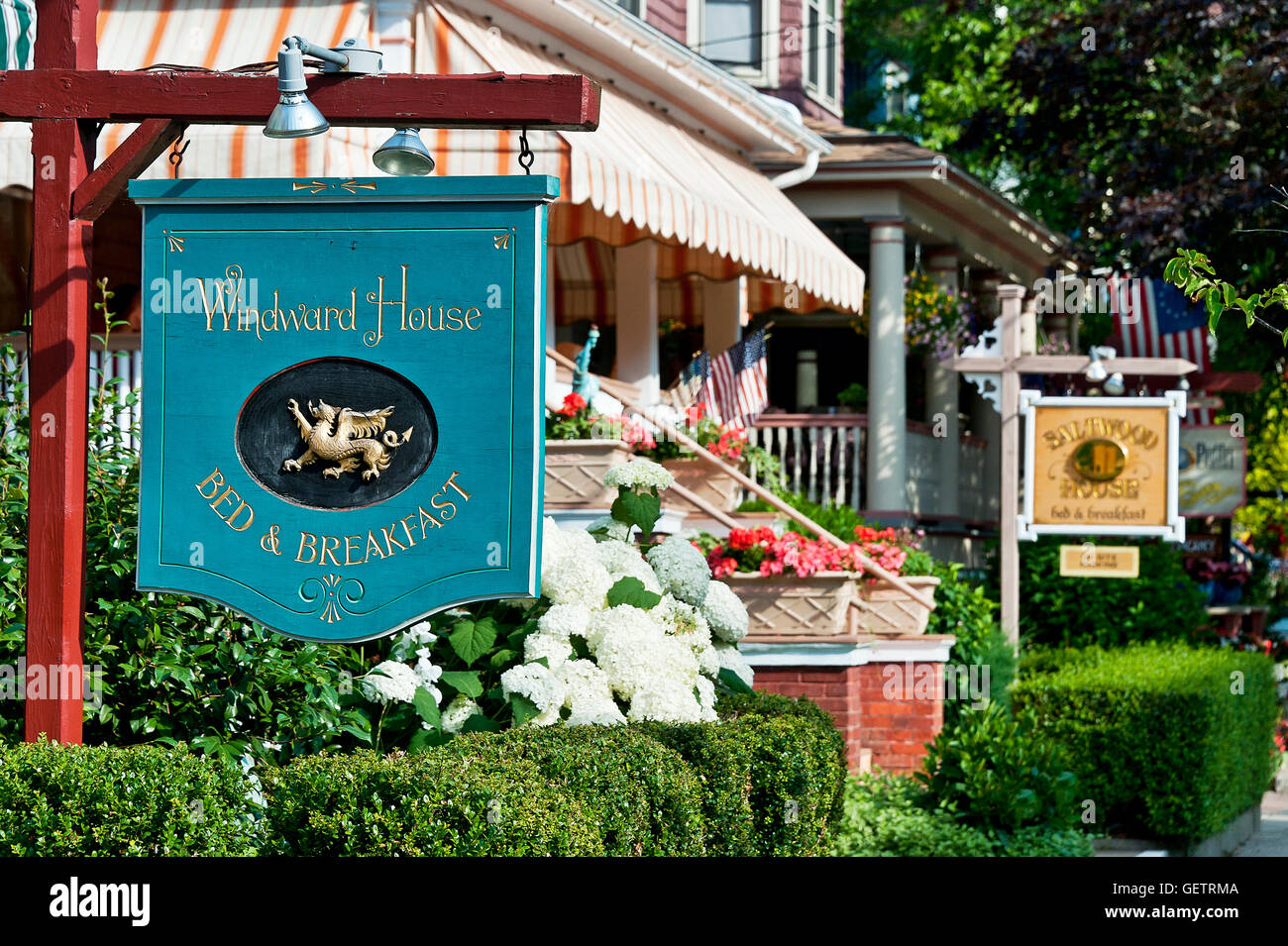 Bed and breakfast signs hi-res stock photography and images - Alamy