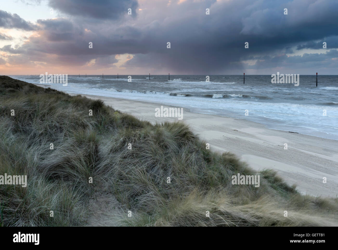 Waxham beach norfolk hi-res stock photography and images - Alamy