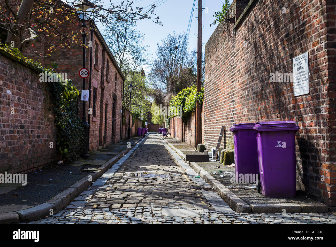 Back street liverpool hi-res stock photography and images - Alamy