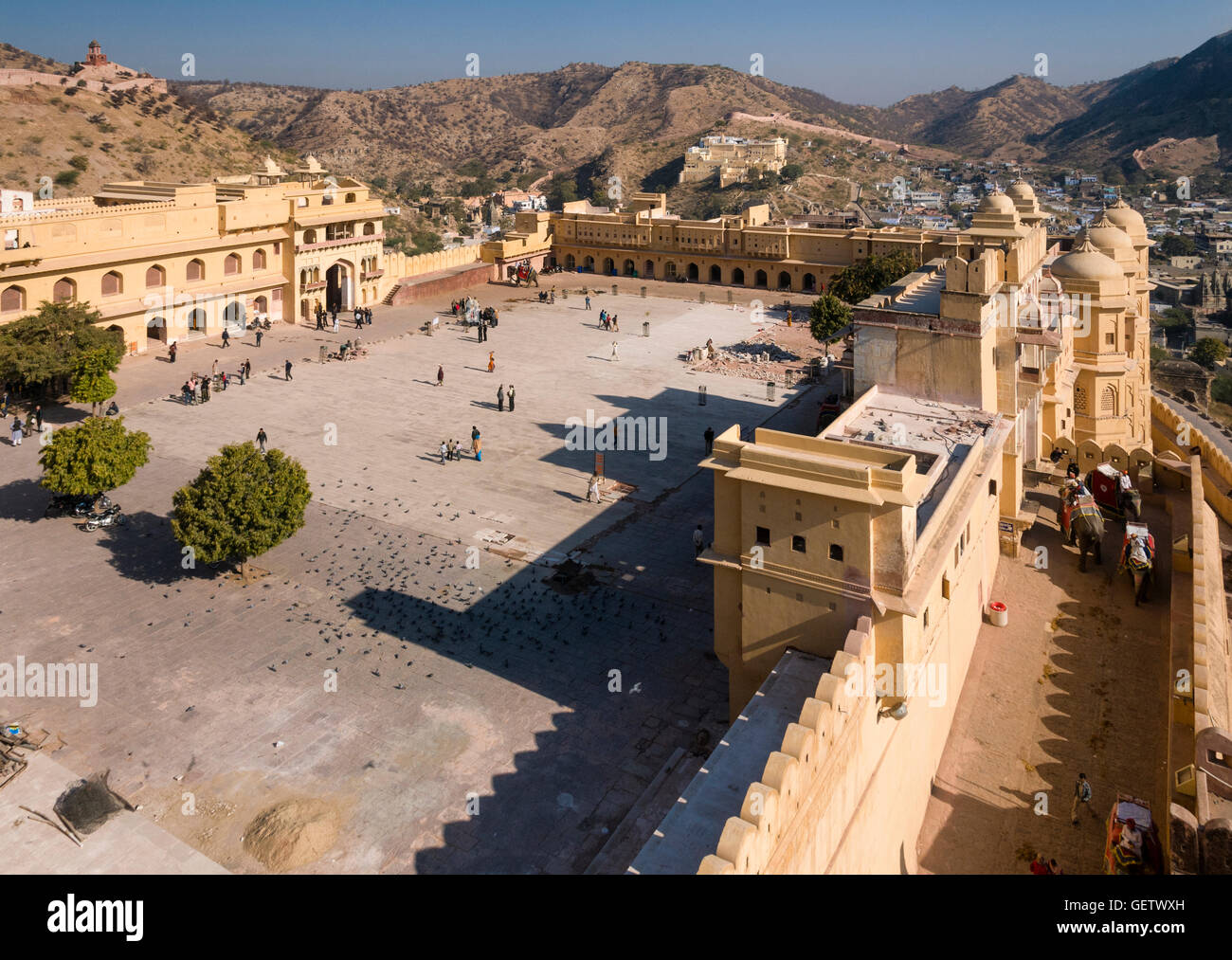 Courtyard ancient indian fort hi-res stock photography and images - Alamy