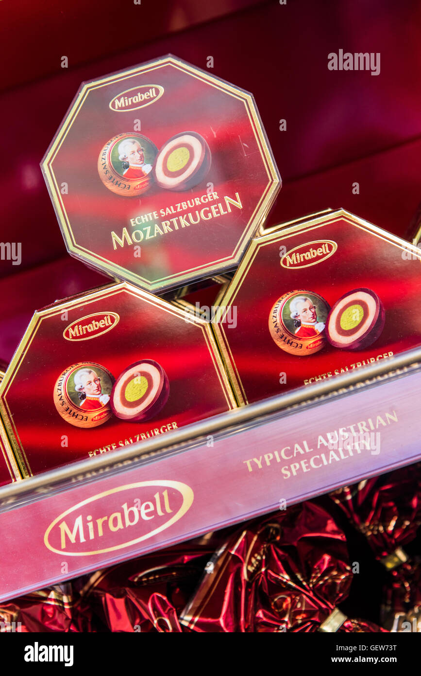 Mozartkugeln mozart chocolate balls austria hi-res stock photography ...