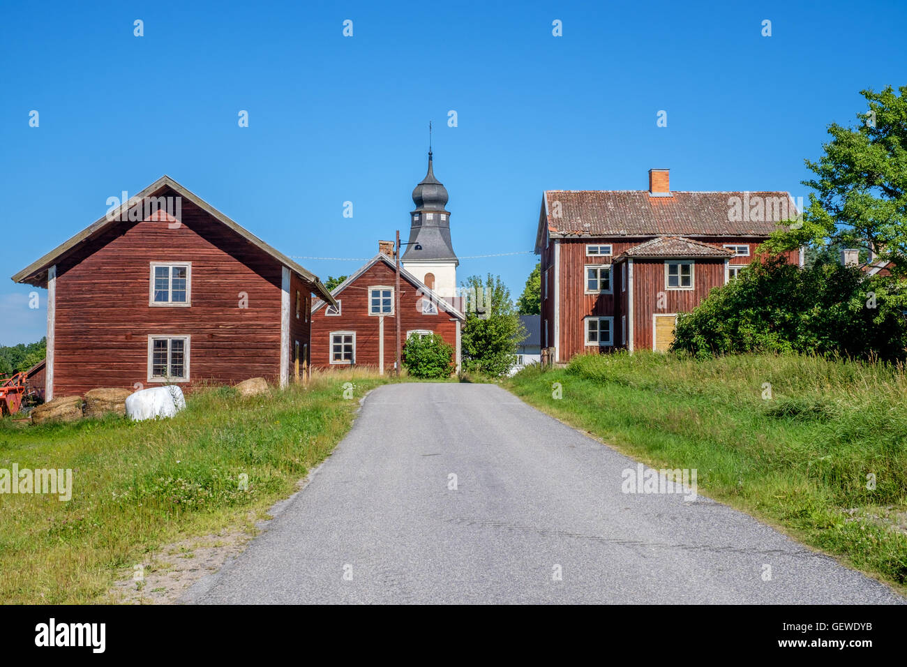 Regna – a partly deserted village in the countryside of Ostergotland ...