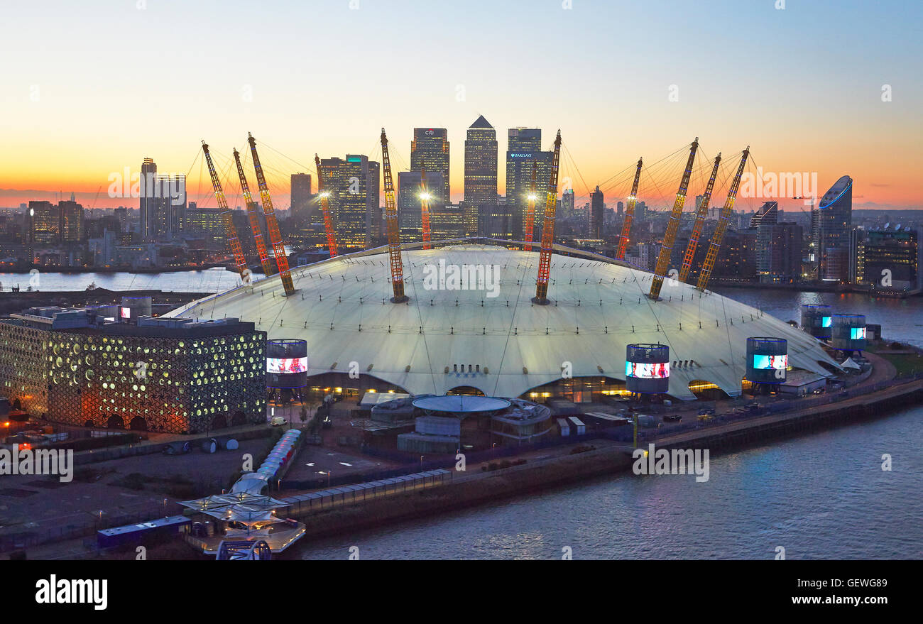 A view from the Emirates Airline of the 02 Arena at sunset with Canary ...