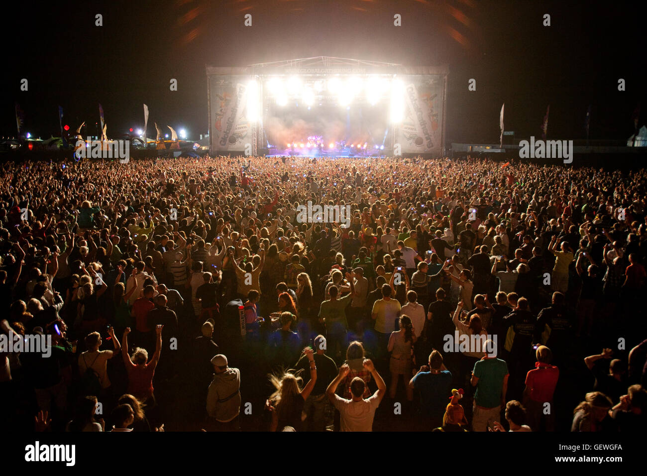 Main stage crowd shot at the Global Gathering music festival Stock ...