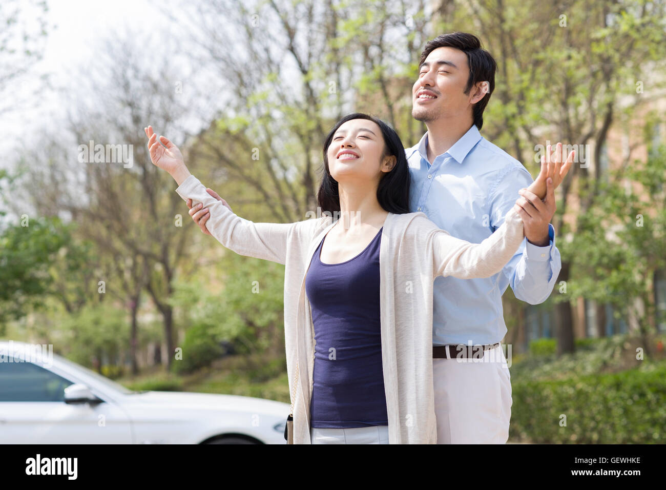 Happy young Chinese couple Stock Photo - Alamy