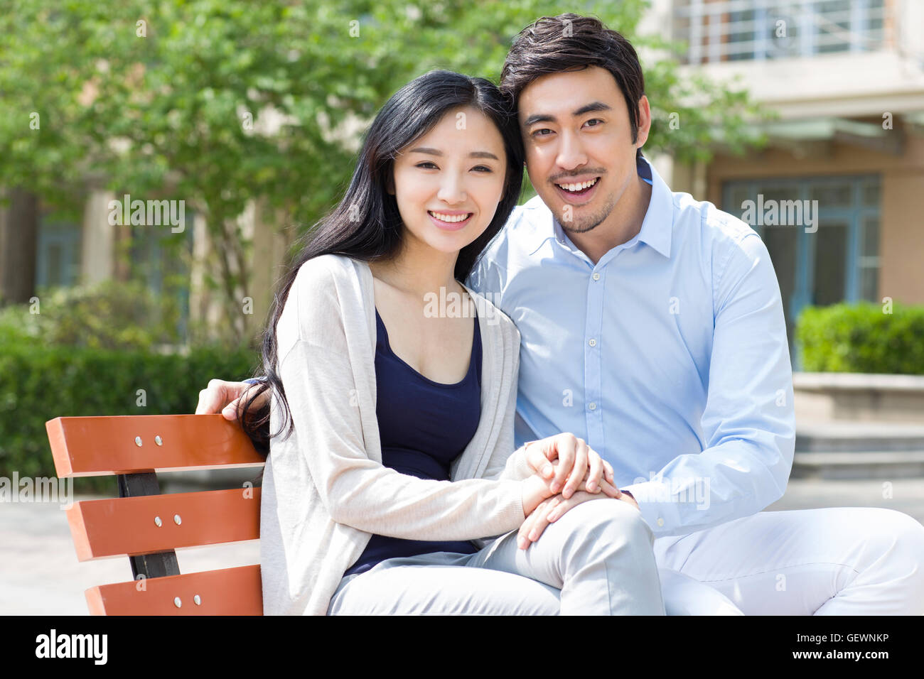 Happy young Chinese couple Stock Photo - Alamy