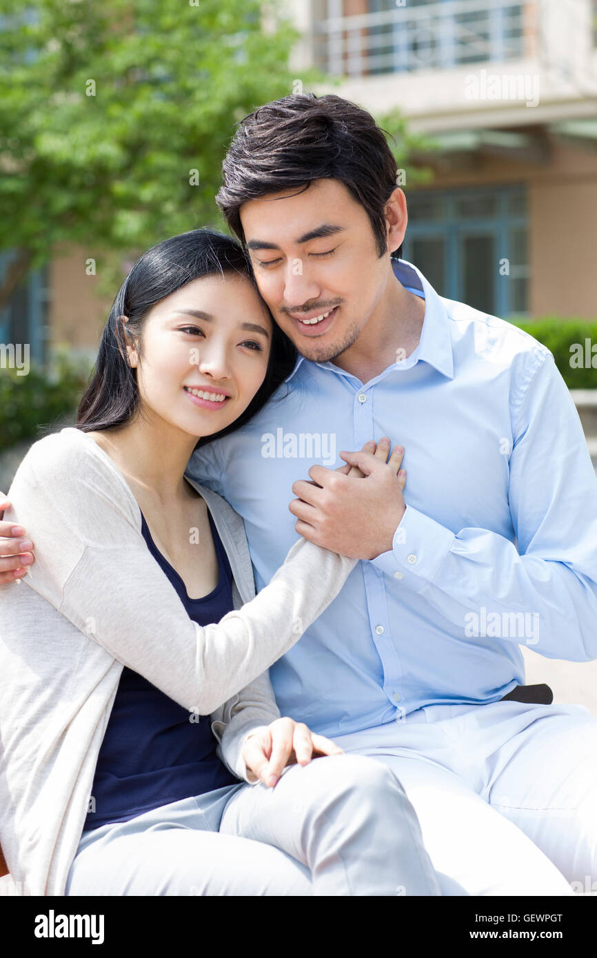 Happy young Chinese couple Stock Photo - Alamy