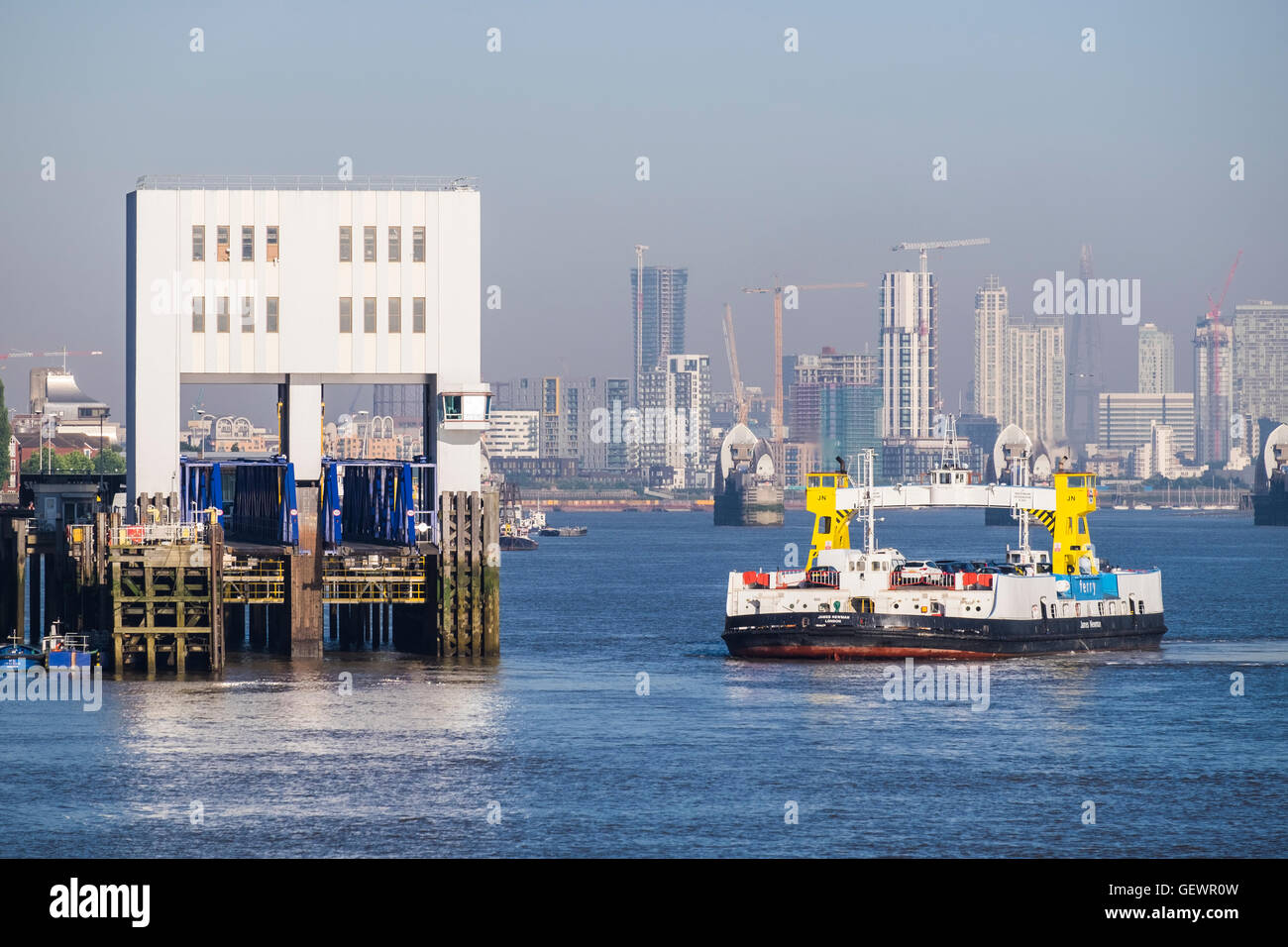 Woolwich Ferry, River Thames, London, England, U.K Stock Photo - Alamy