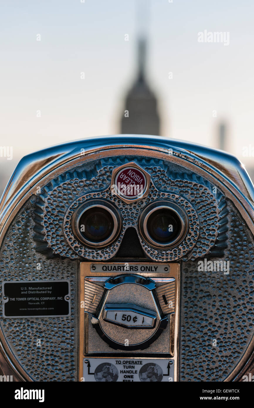 Detail of coin operated binocular viewer with Empire State Building in ...