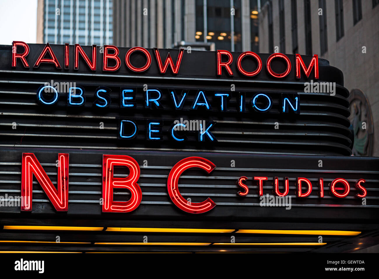 Ge building sign hi-res stock photography and images - Alamy