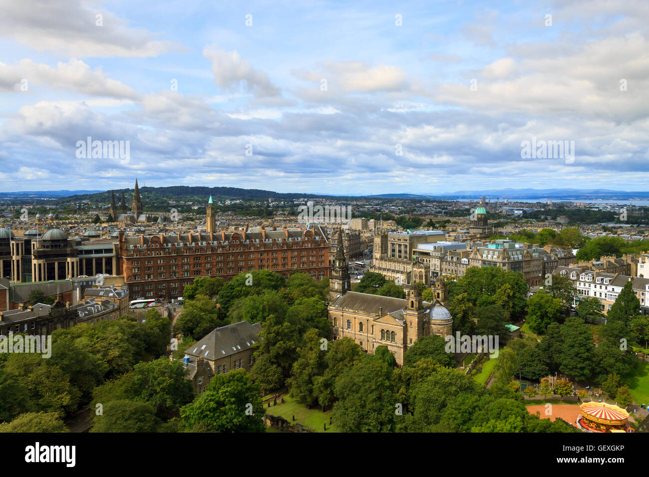 Edinburgh castle aerial hi-res stock photography and images - Alamy