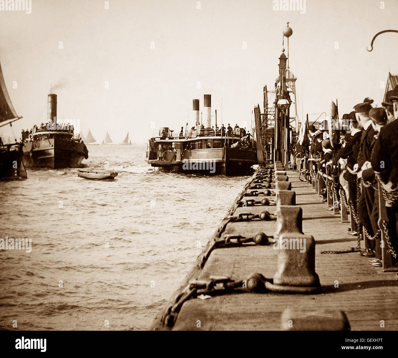 Mersey ferry landing stage hi-res stock photography and images - Alamy