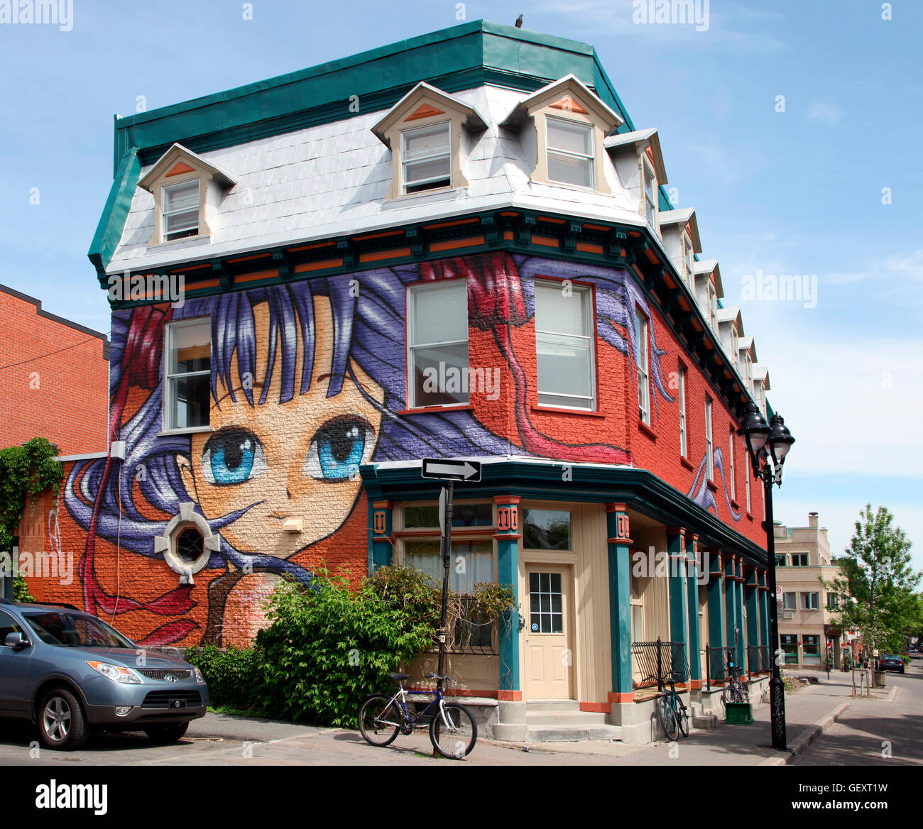 Montreal street art royal hi-res stock photography and images - Alamy