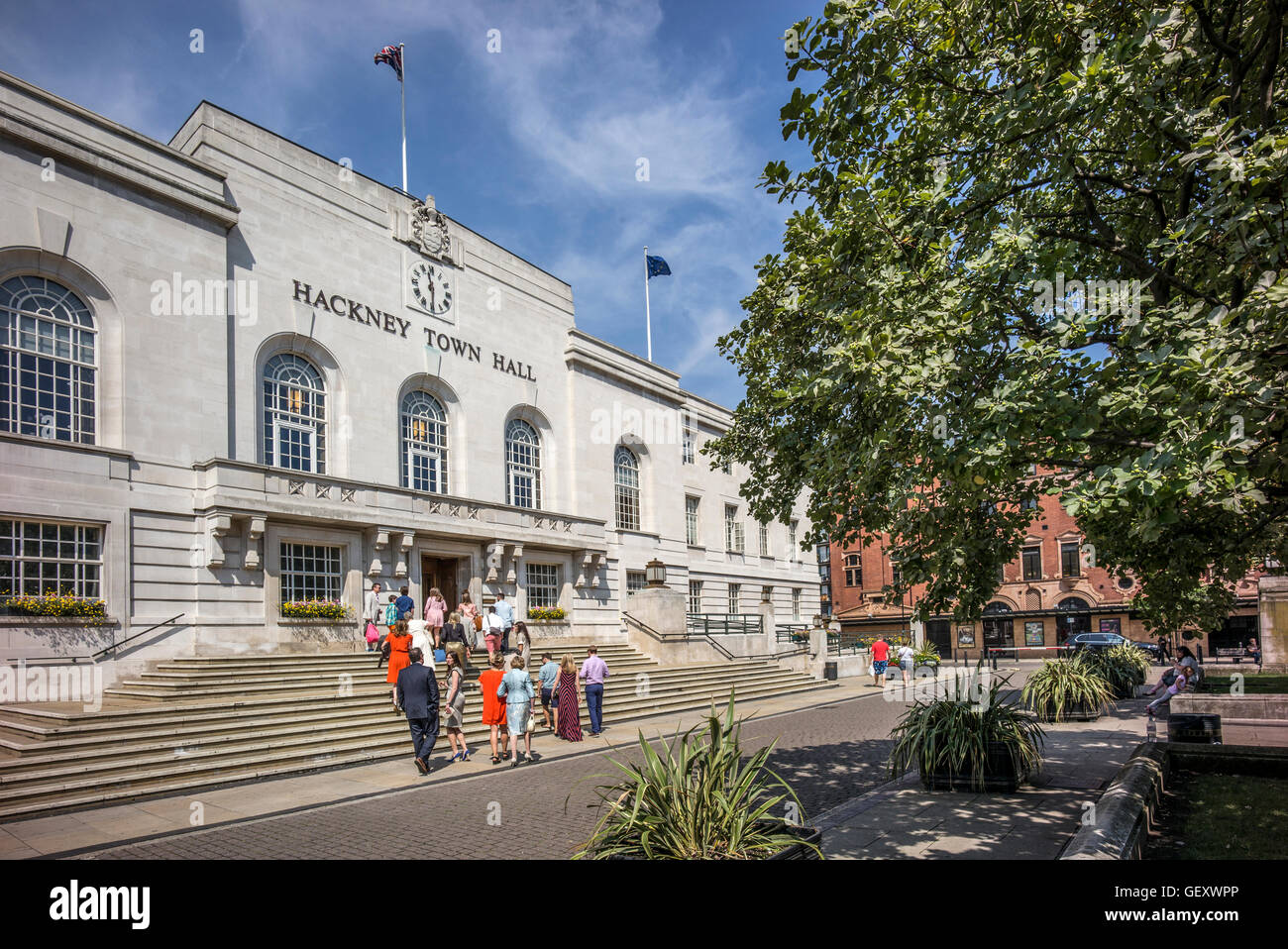 London hackney town hall hi-res stock photography and images - Alamy