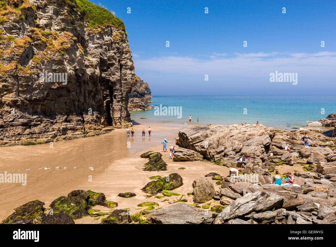 Bossiney haven beach hi-res stock photography and images - Alamy