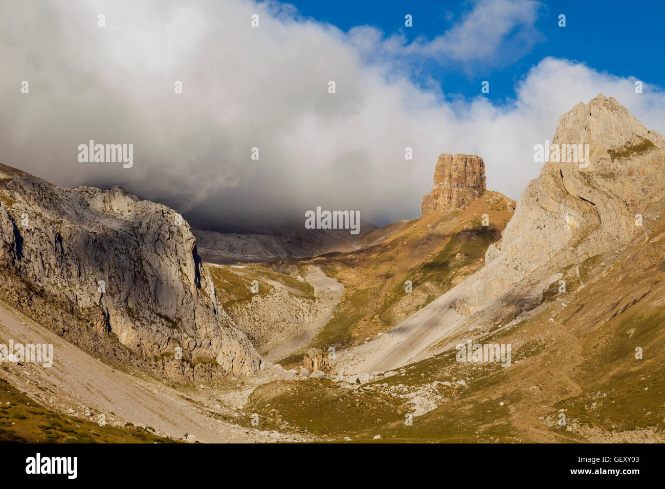 Aisa Valley in Spanish Pyrenees Stock Photo - Alamy