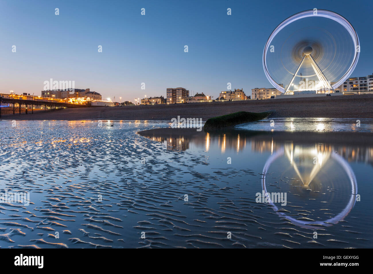 Brighton Eye at dusk Stock Photo - Alamy