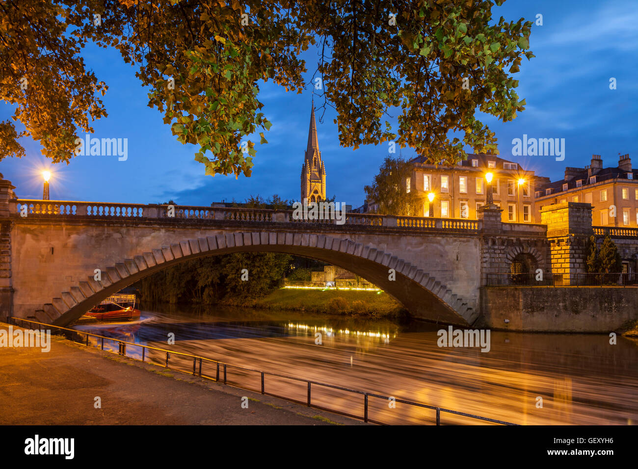 North parade bridge bath hi-res stock photography and images - Alamy