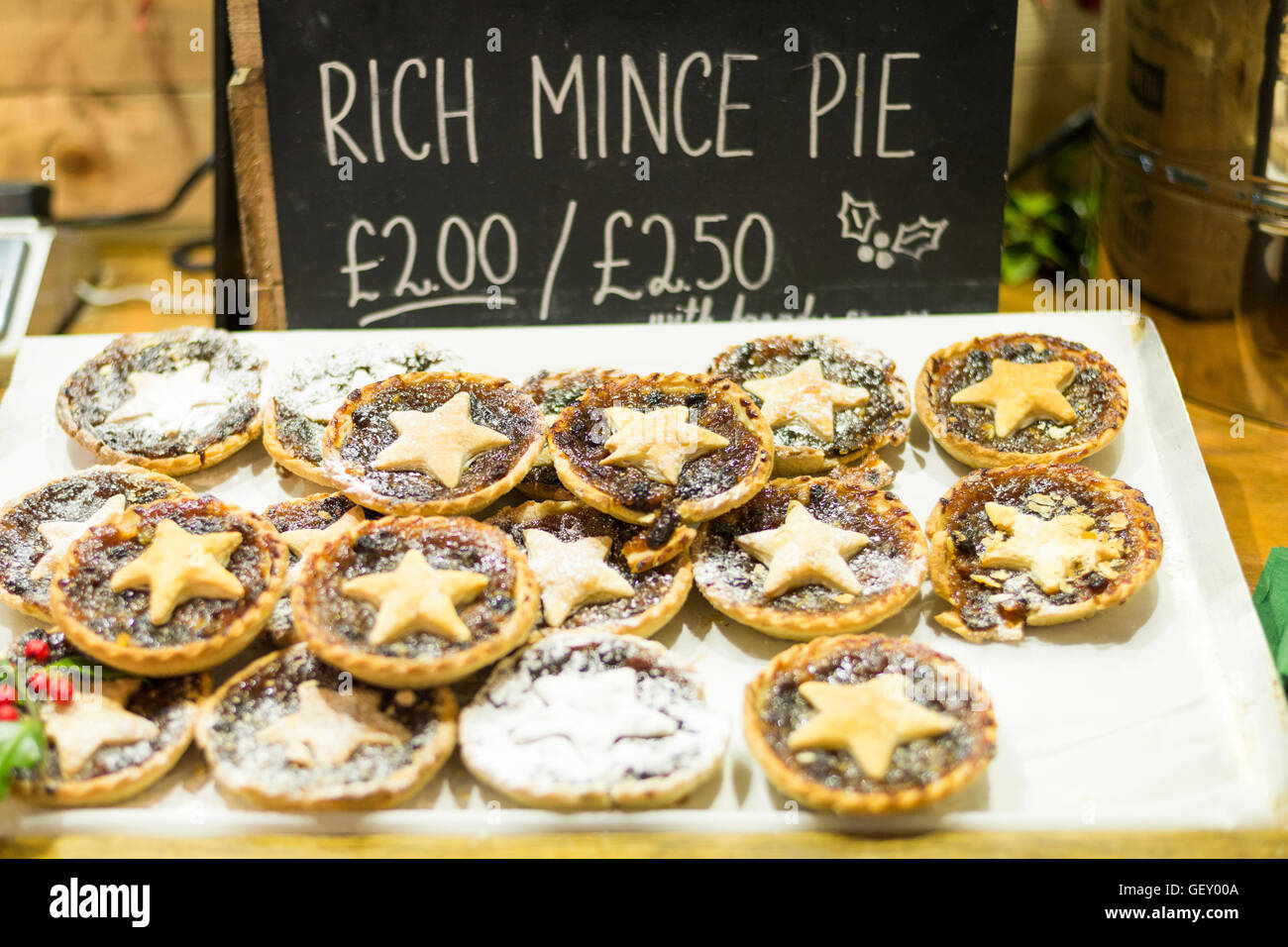 Rich sale hi-res stock photography and images - Alamy