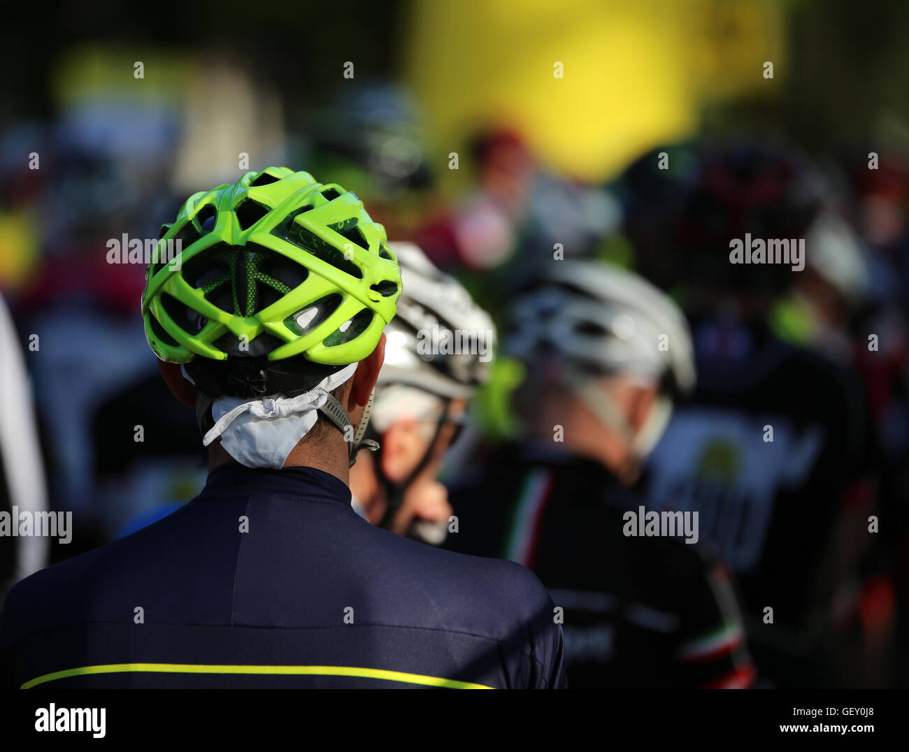 Cyclist safety helmet hi-res stock photography and images - Alamy