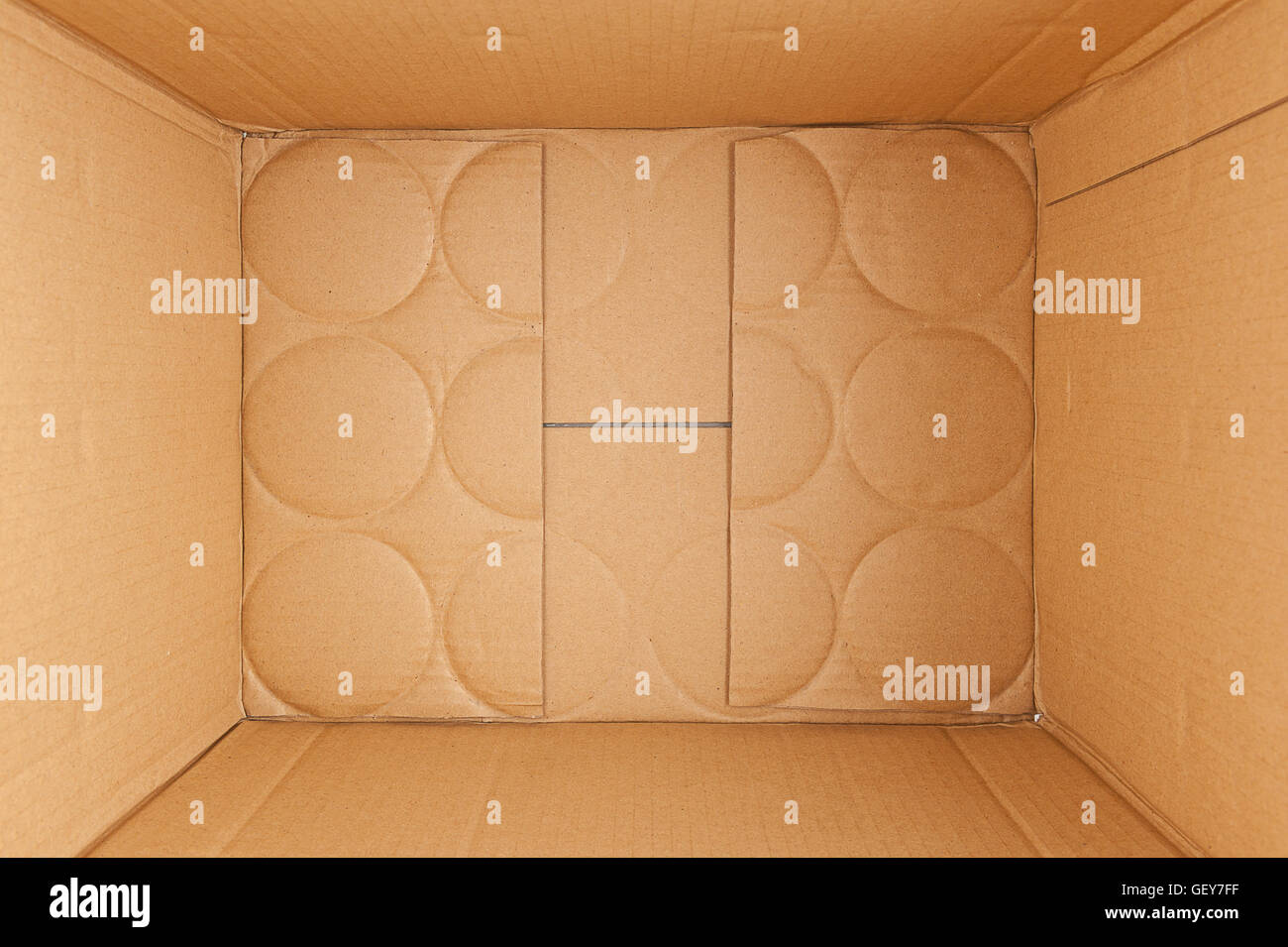 closeup bottom of cardboard box Stock Photo - Alamy