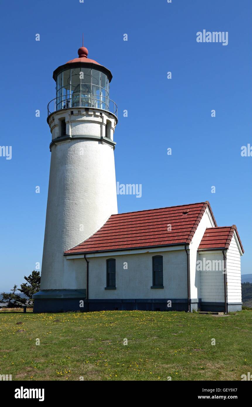 Architecture lighthouse cape blanco hi-res stock photography and images ...