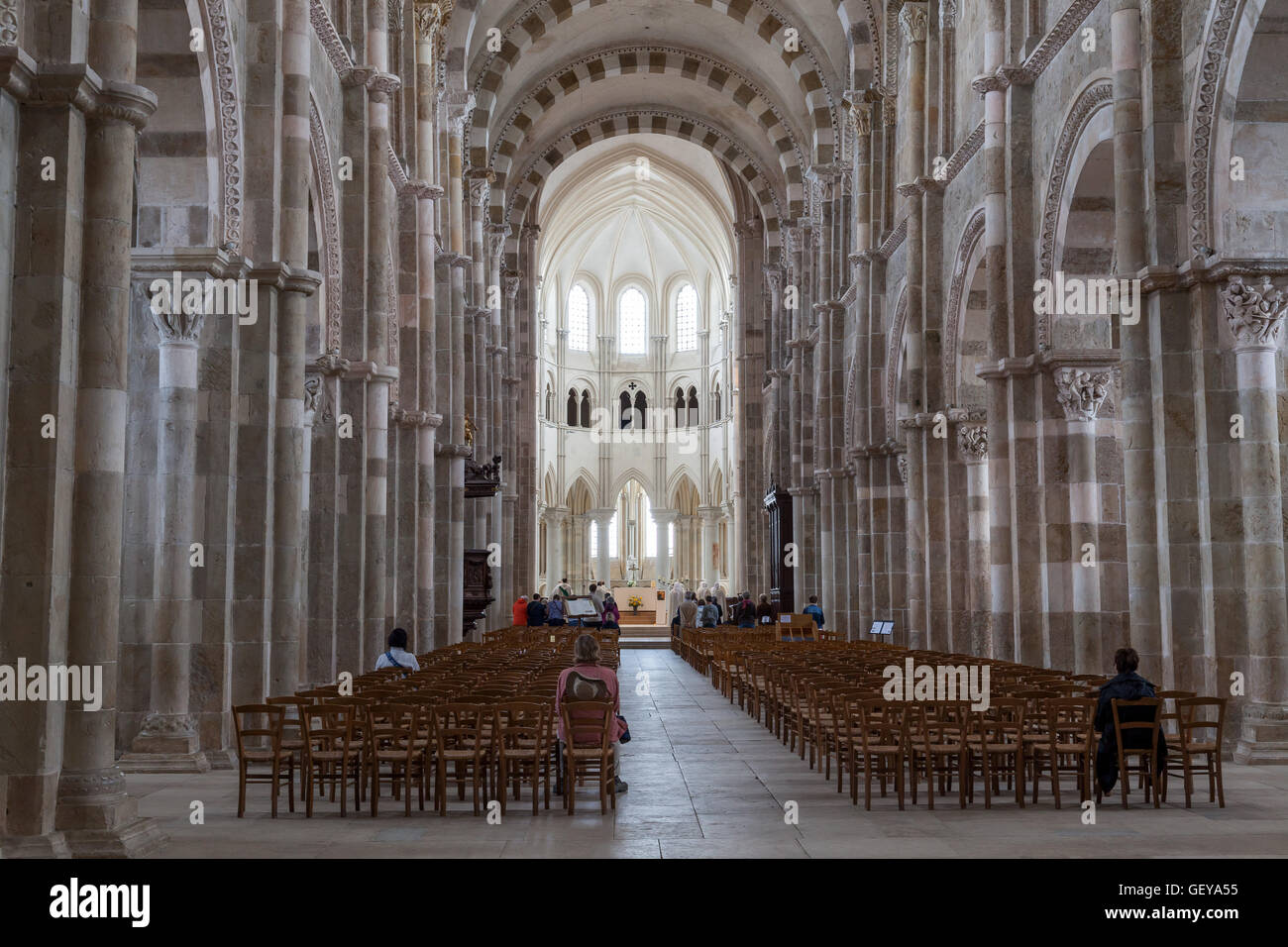 Vezelay abbey hi-res stock photography and images - Alamy