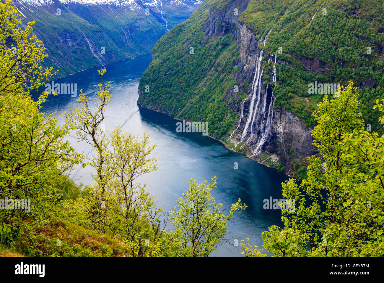 Waterfall walk in geiranger hi-res stock photography and images - Alamy