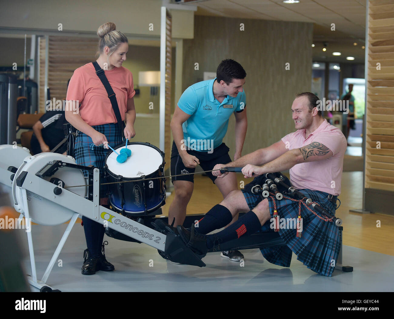 EDITORIAL USE ONLY Fiona Bowes and Craig McInnes from Johnstone Pipe ...