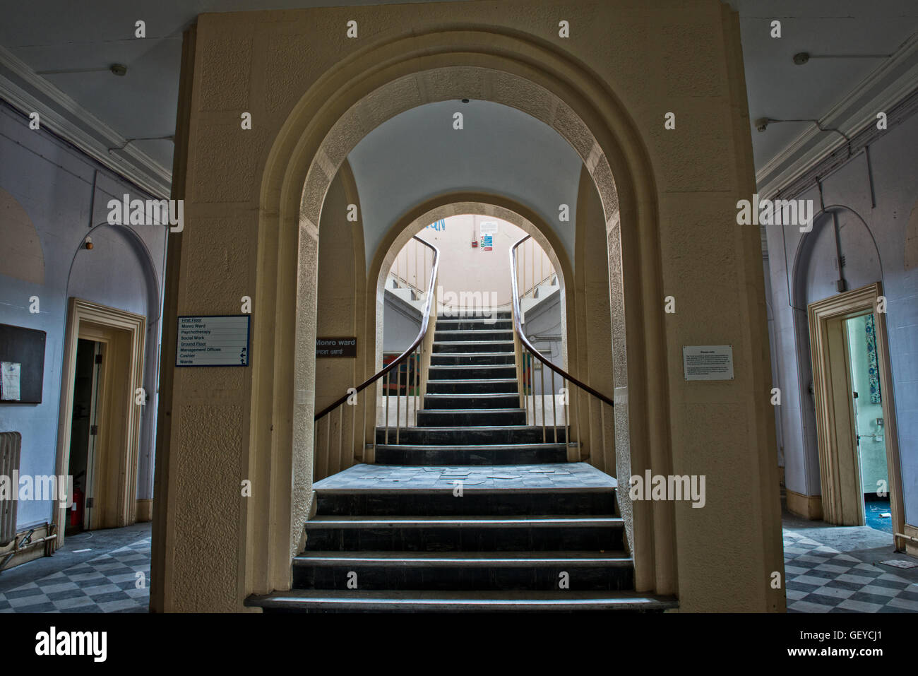 Hospital stairs hi-res stock photography and images - Alamy