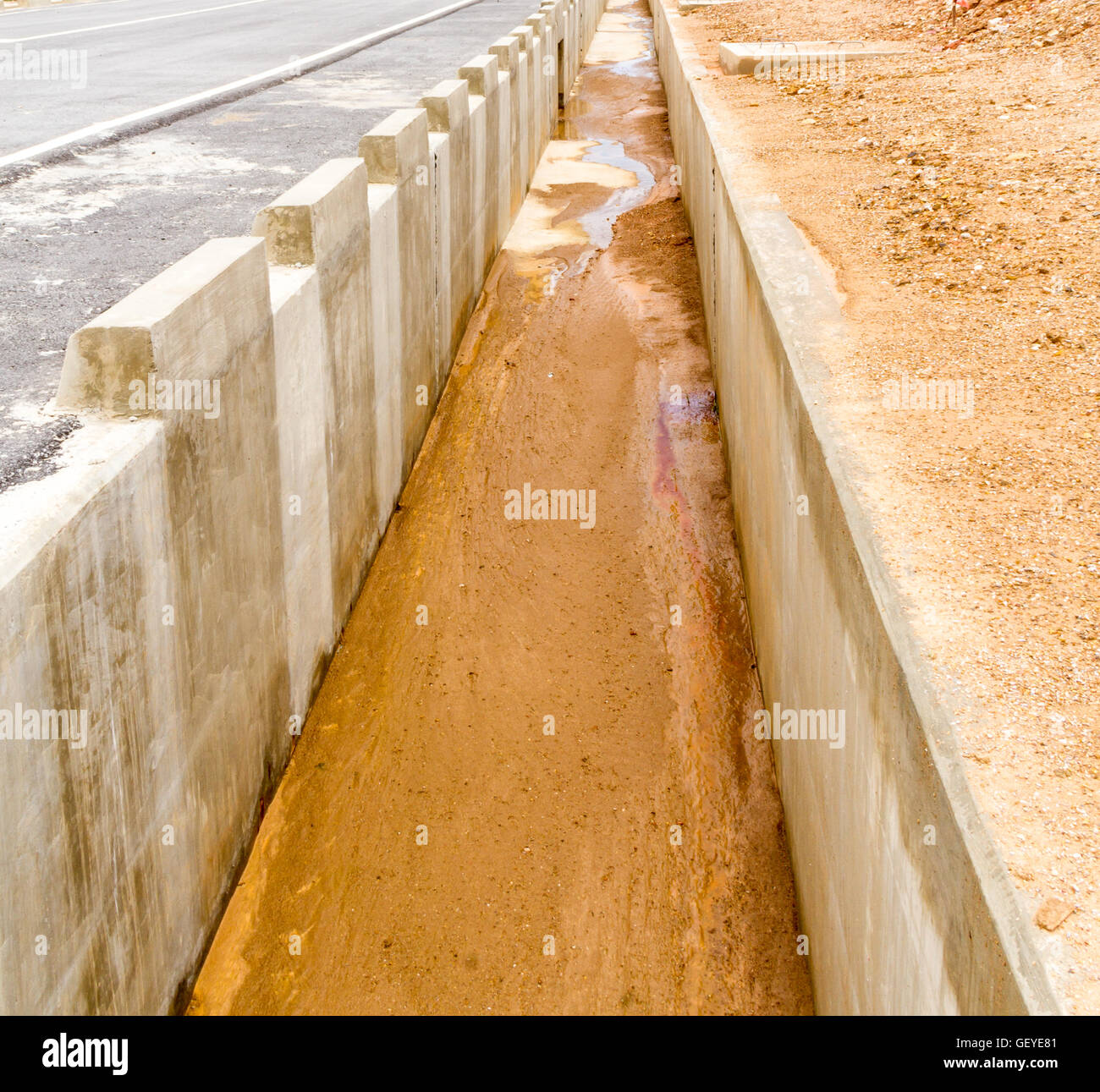 Drainage way concrete roadside drain water used for drainage in case of ...