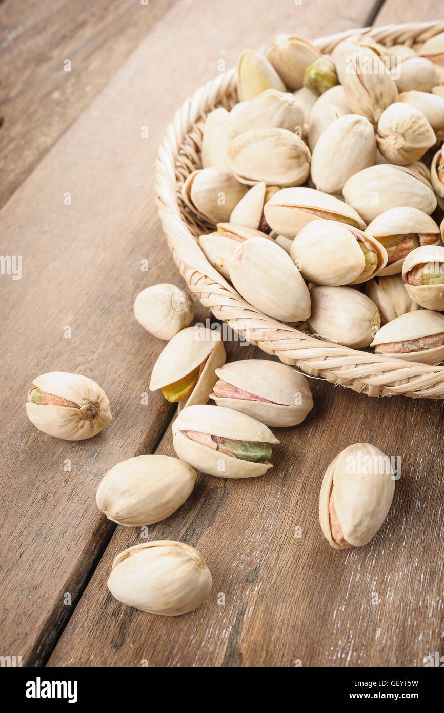 closeup roasted and cracked pistachios Stock Photo - Alamy