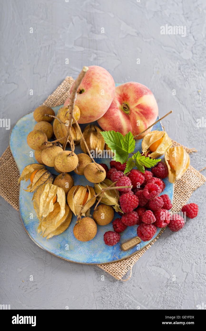 Fresh and ripe tropical fruit board Stock Photo - Alamy