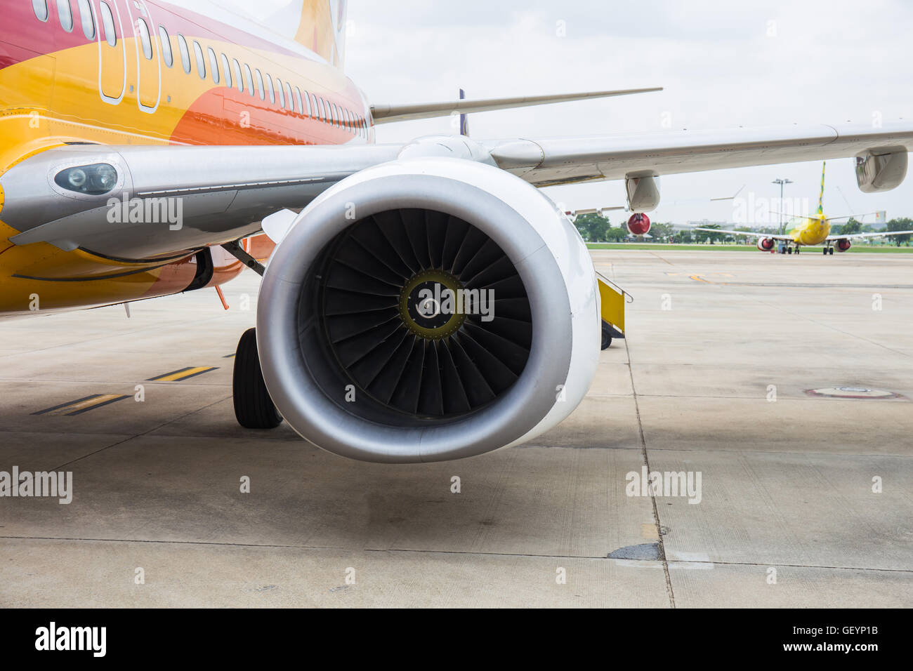 Engine of the airplane at the airport Stock Photo - Alamy