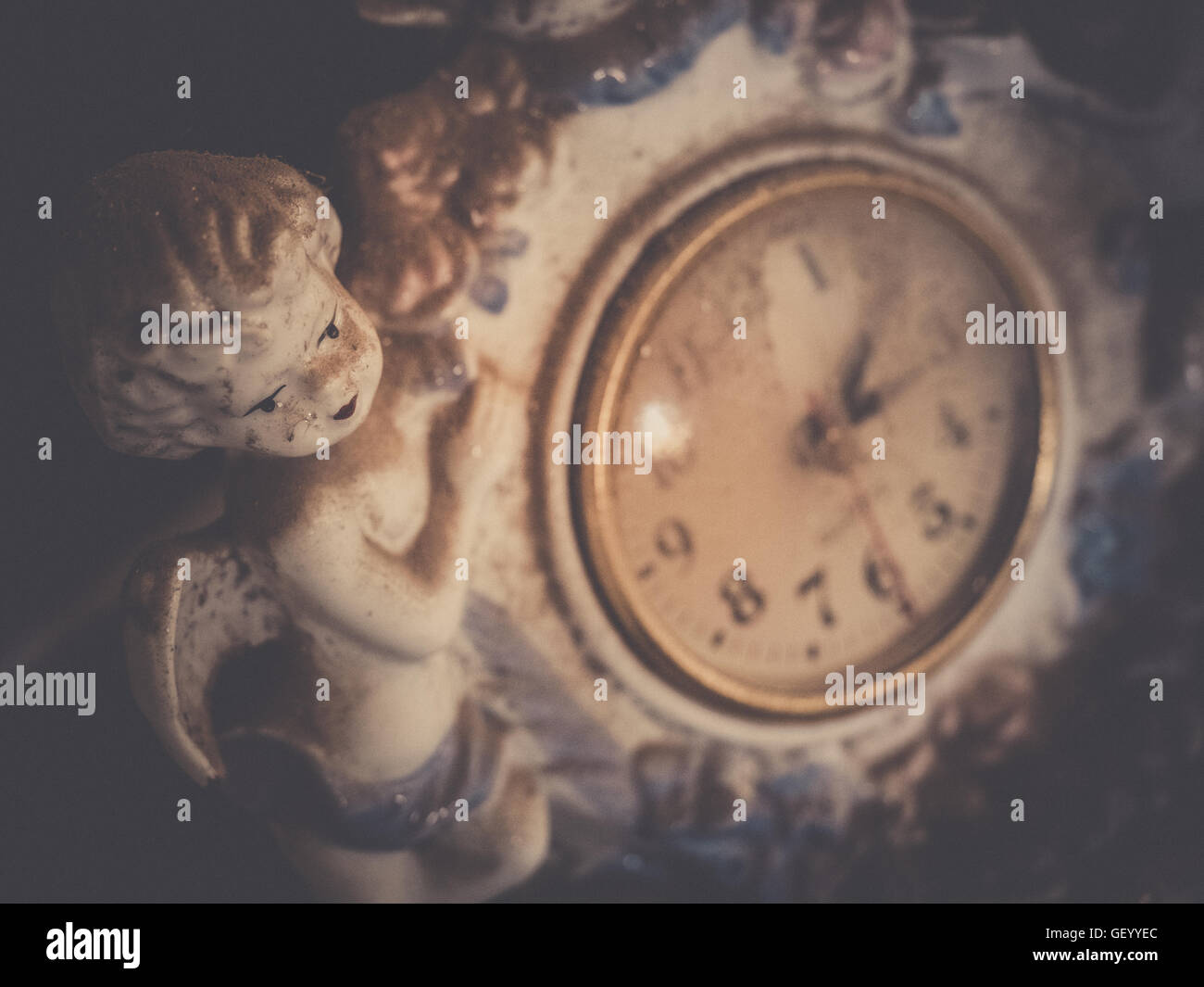 Antique clock angel hi-res stock photography and images - Alamy