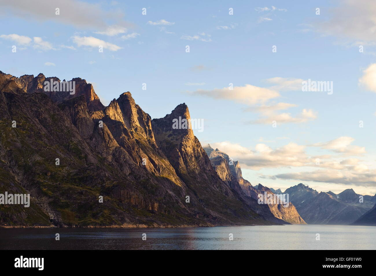 Sound strait sounds straits hi-res stock photography and images - Alamy