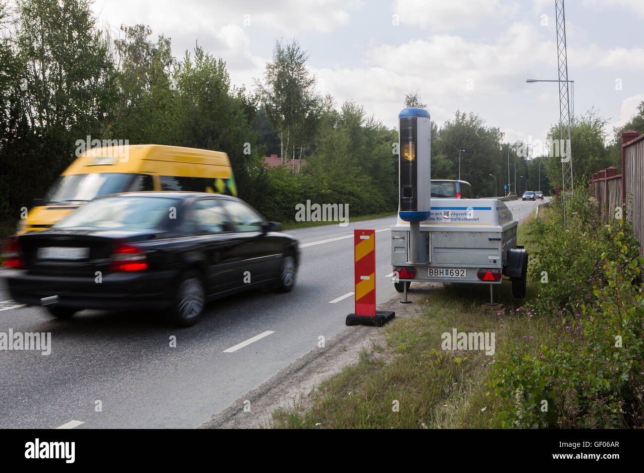 Mobile radar vehicle hi-res stock photography and images - Alamy