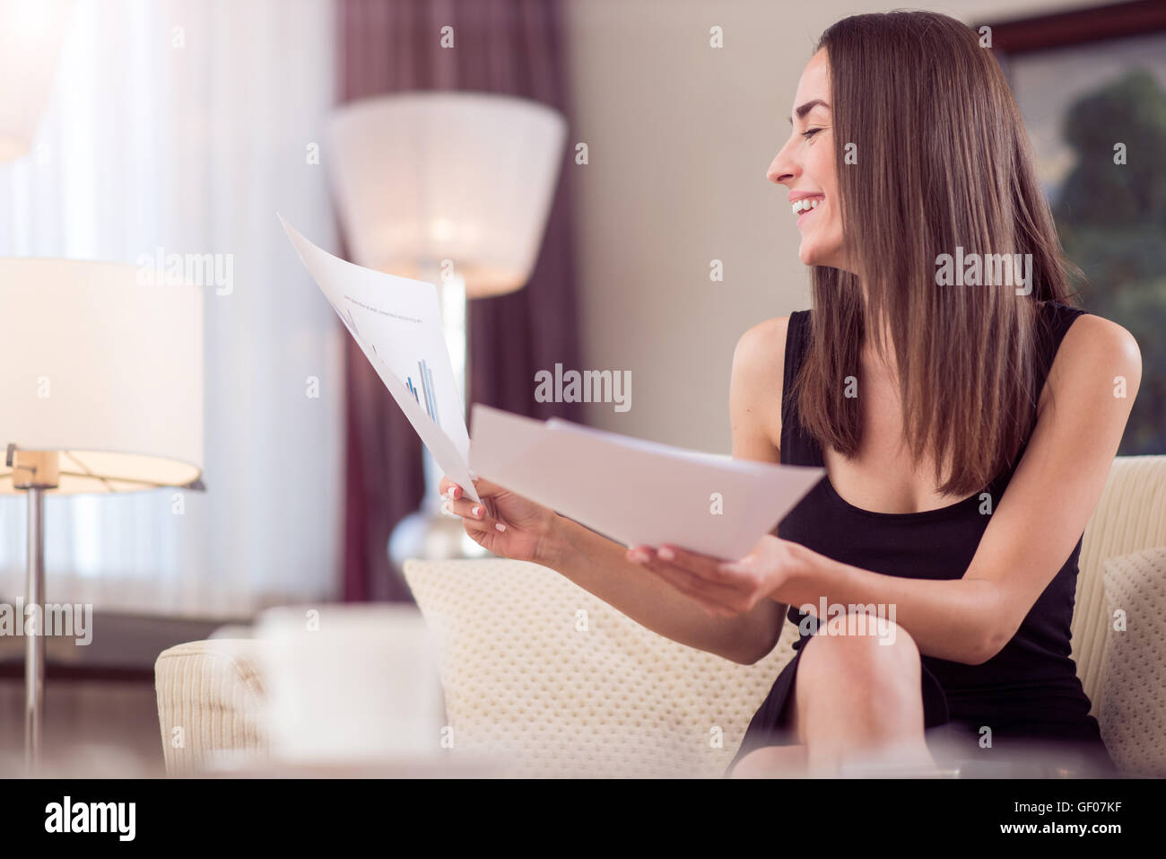 Profile of paper hi-res stock photography and images - Alamy