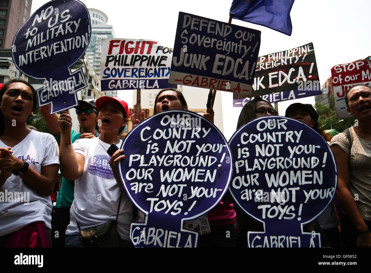 Manila, Philippines. 27th July, 2016. Left wing activists, led by the ...