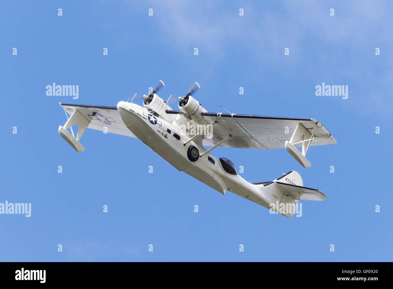 Amphibious aircraft hi-res stock photography and images - Alamy