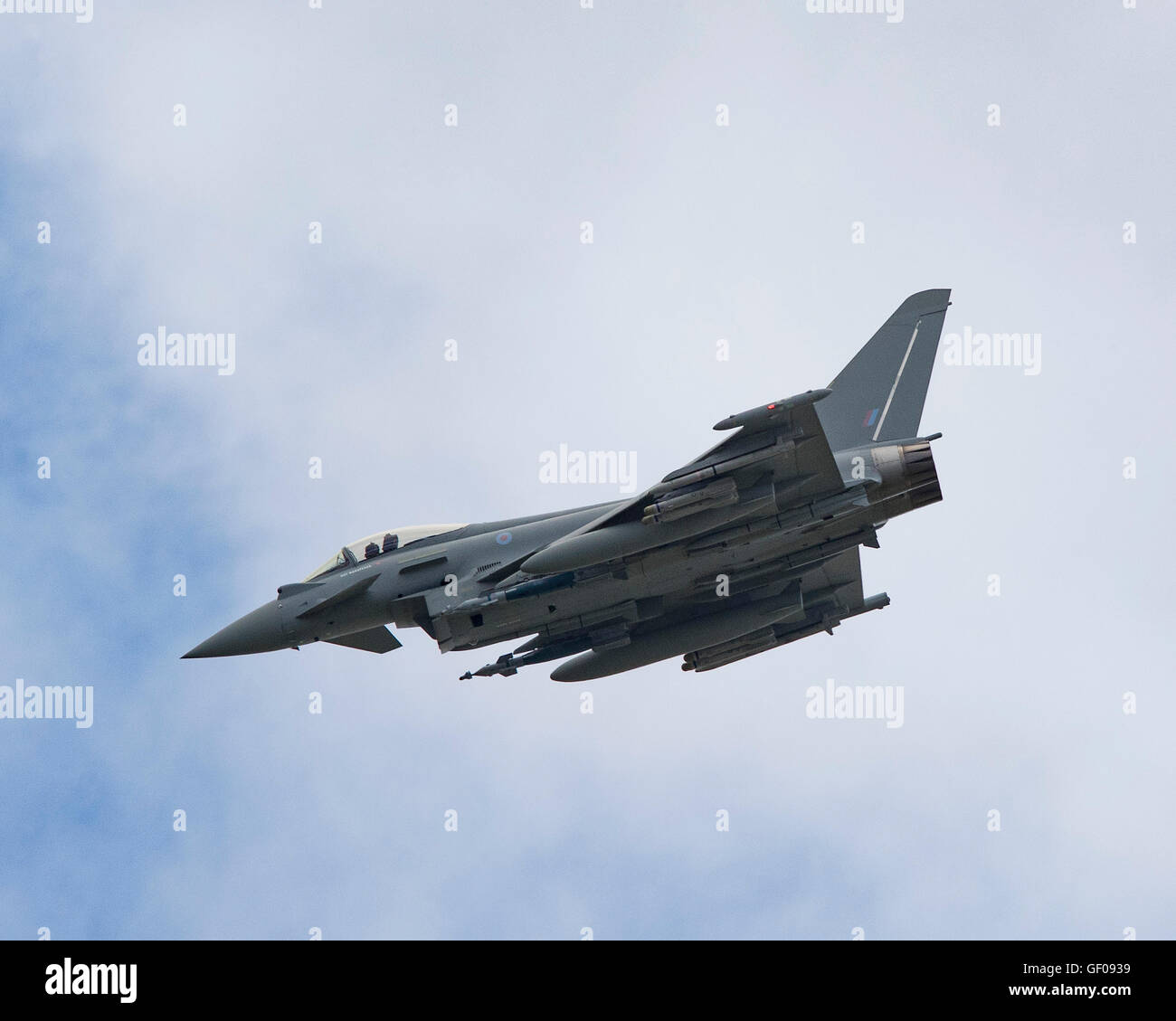 Eurofighter Typhoon jet fighter displaying at Farnborough International ...
