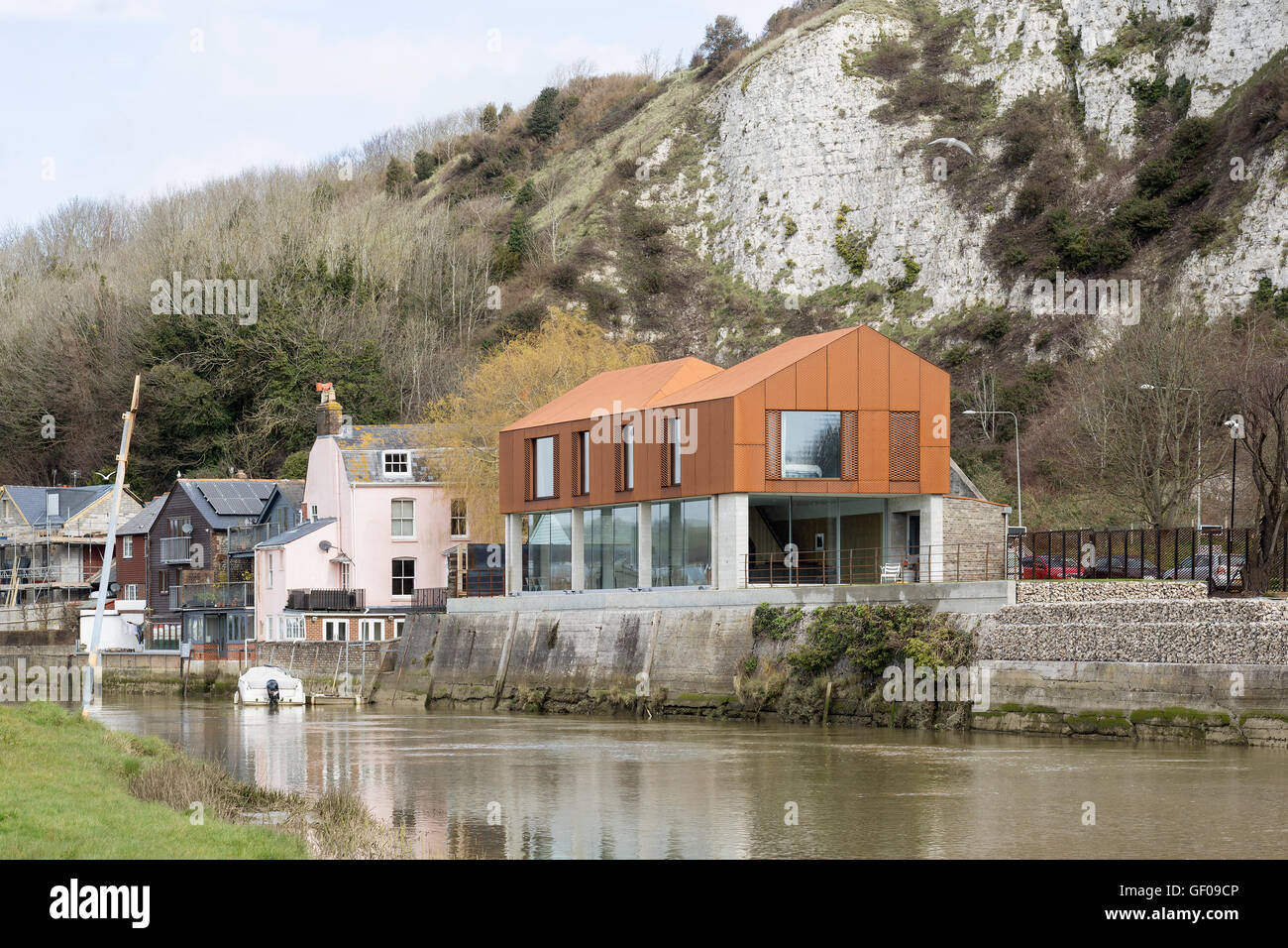 Lewes sussex street river hi-res stock photography and images - Alamy
