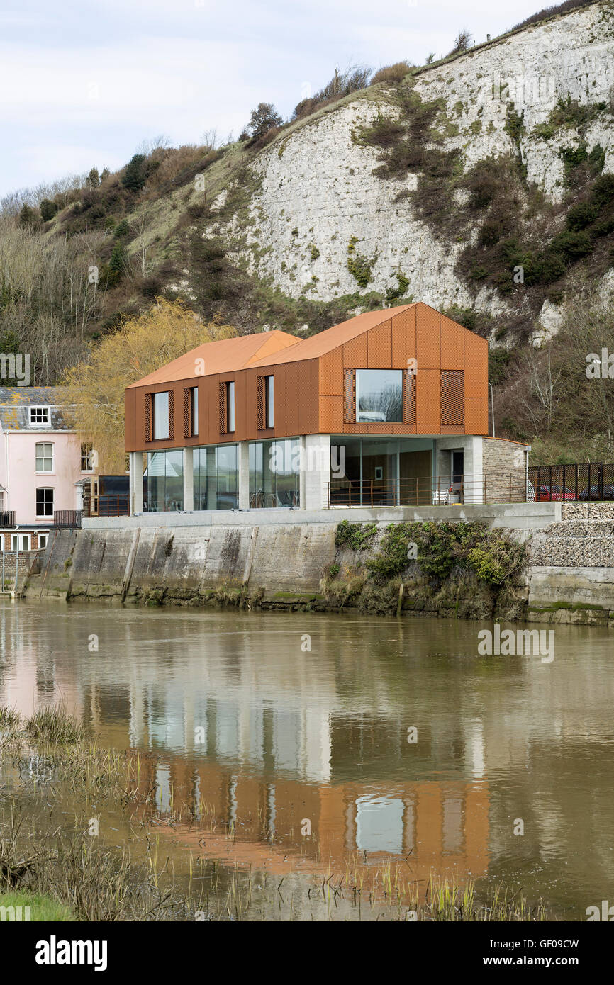 Lewes sussex street river hi-res stock photography and images - Alamy