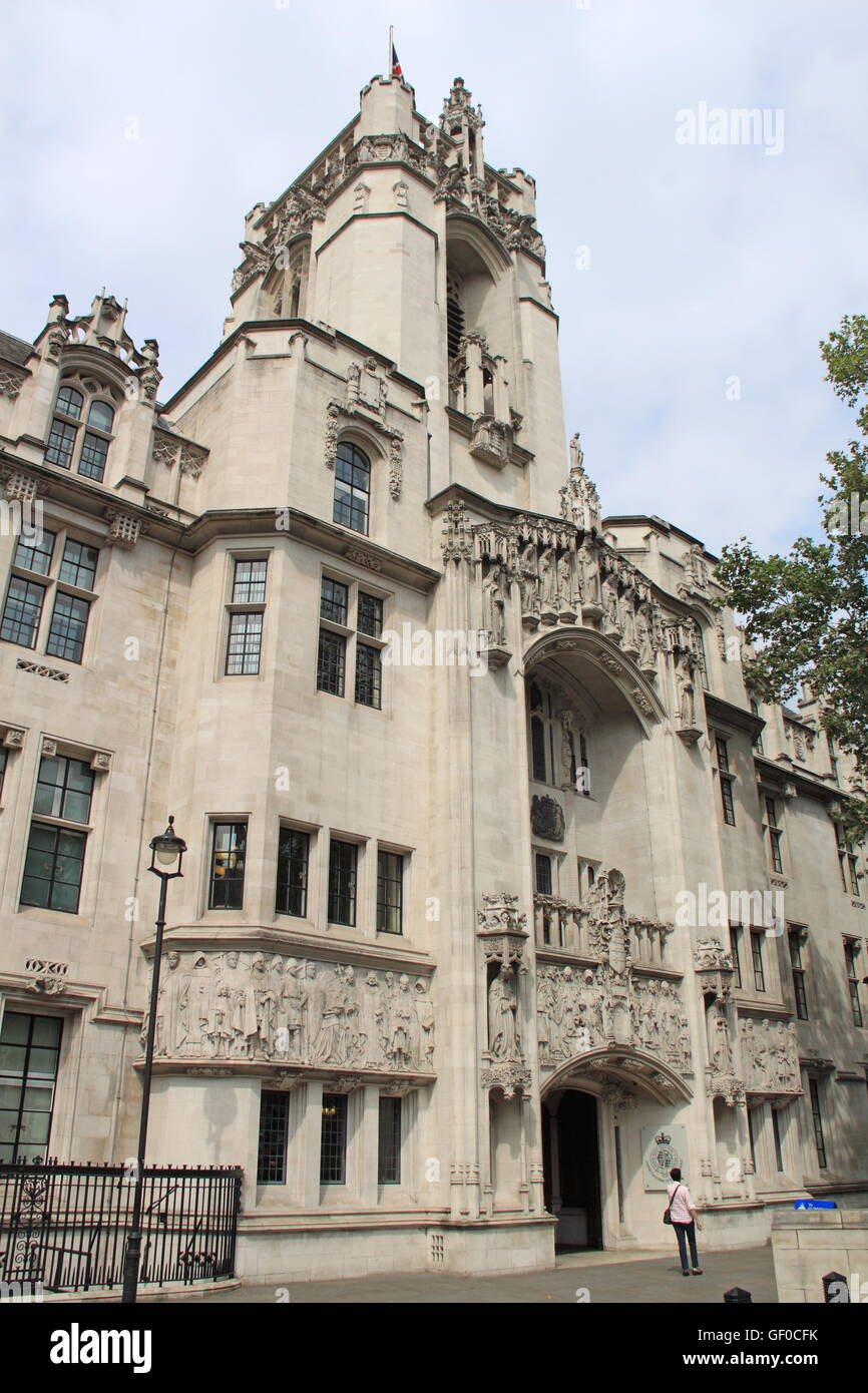 Privy council of the united kingdom hi-res stock photography and images ...