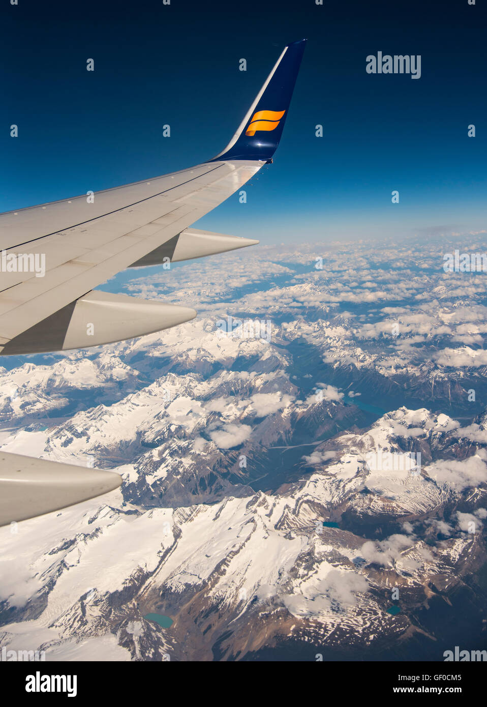 Calgary mountains hi-res stock photography and images - Alamy