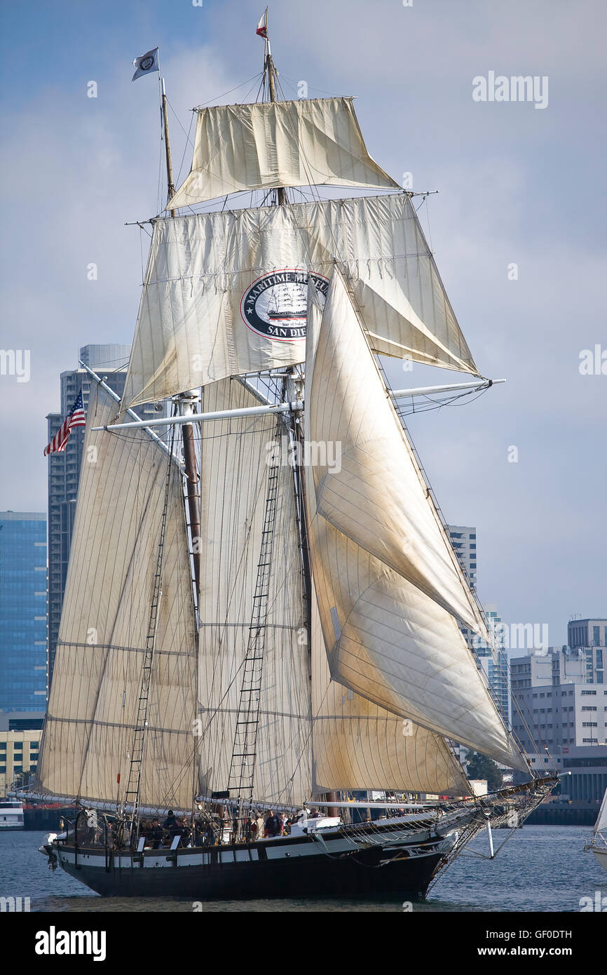Revenue cutter hi-res stock photography and images - Alamy